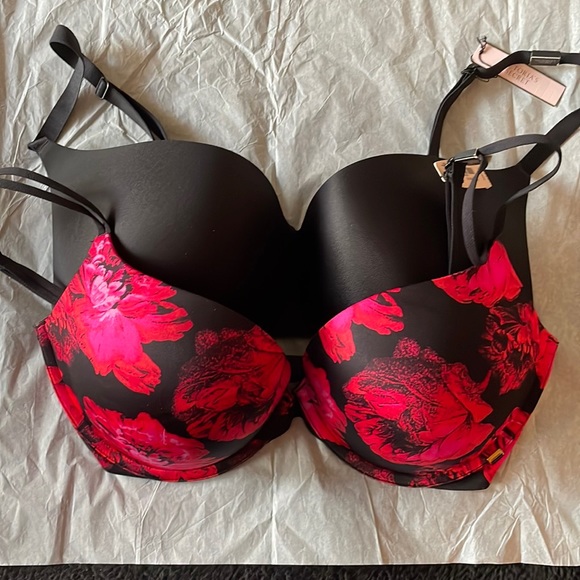 Victoria's Secret | Intimates & Sleepwear | 2 Victorias Secret Very ...